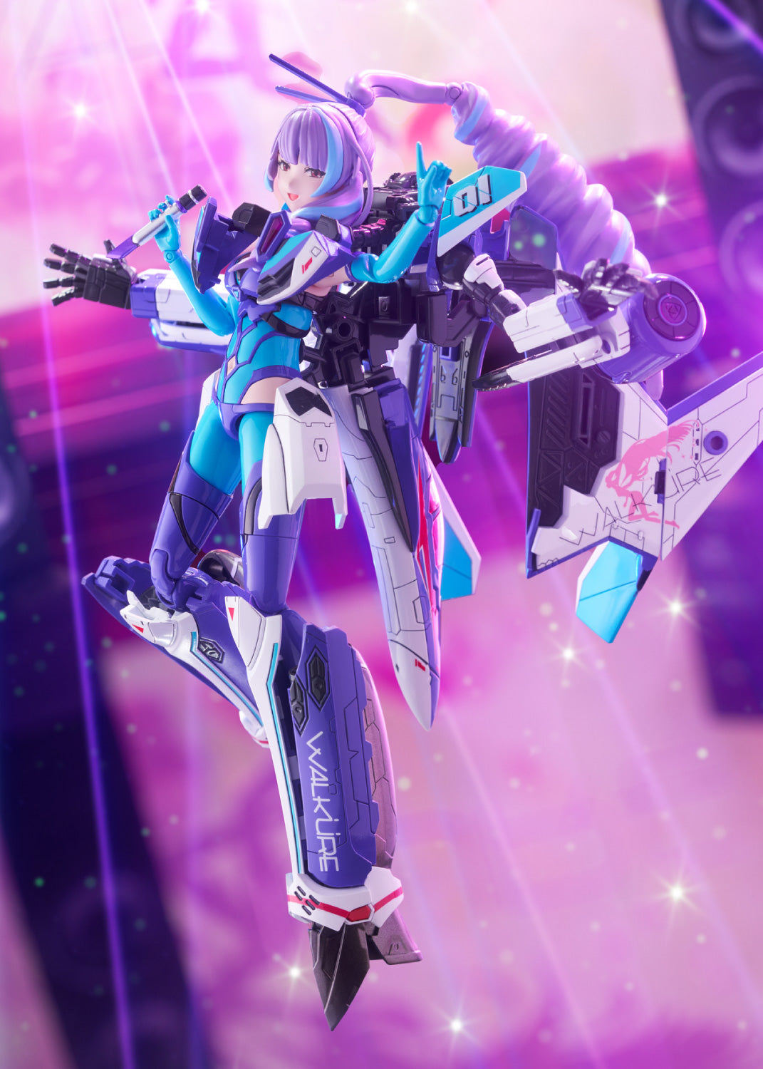 Macross Delta V.F.G. VF-31J Siegfried Mikumo Guynemer Model Kit – USA Gundam Store