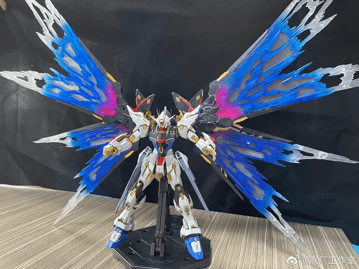 Destiny Gundam Wings Of Light