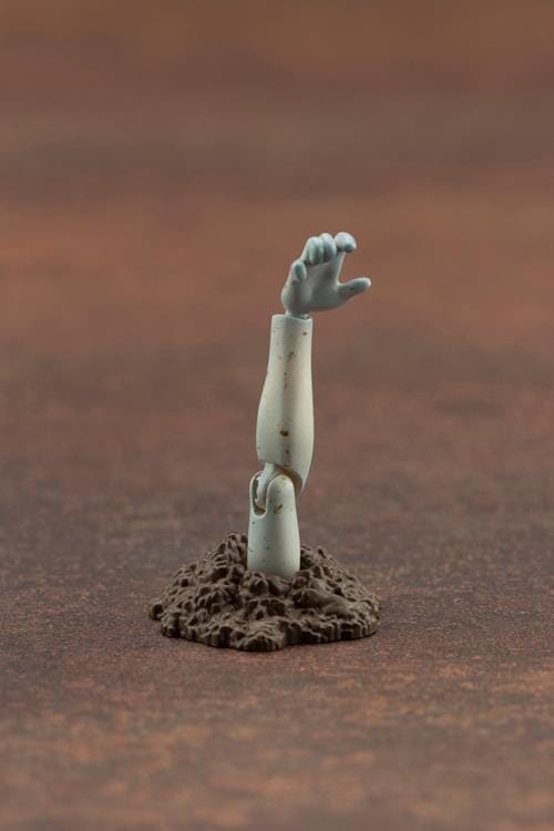 End of Heroes Zombinoid Fallen Queen 1/24 Scale Model Kit – USA Gundam ...